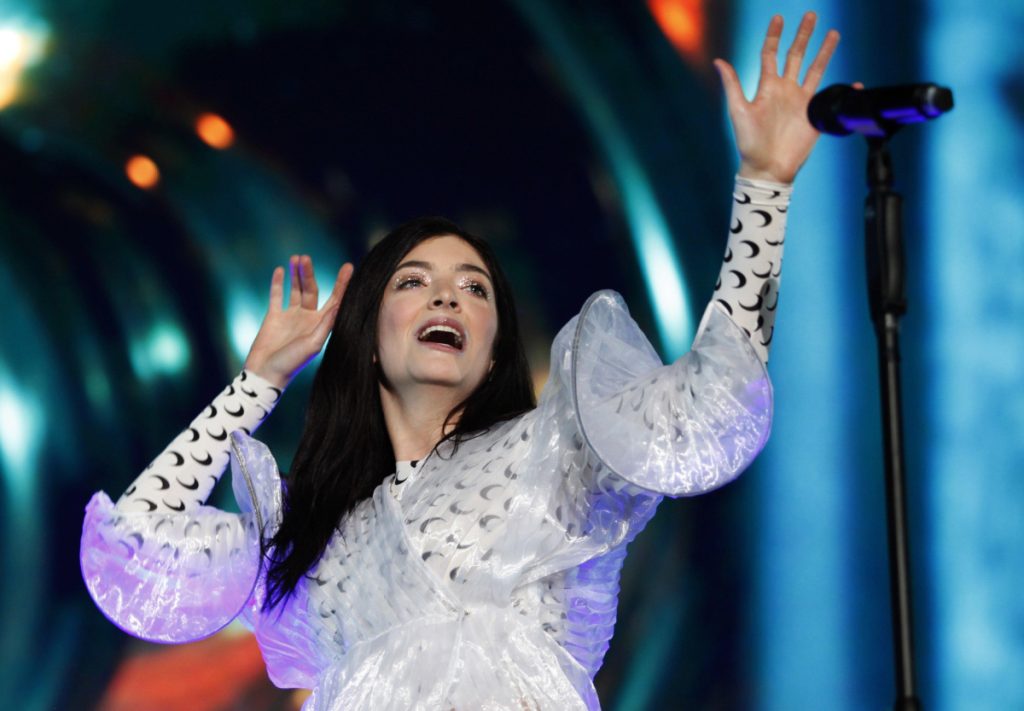 “Royals” by Lorde: Meaning, Lyrics & Production - GRAMMY GO
